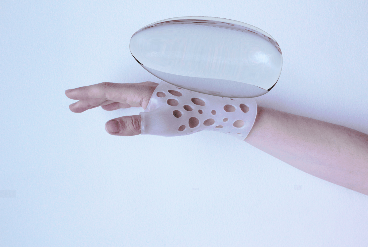 VERTICAL SUITS – DIANA SANCHEZ BARRIOS